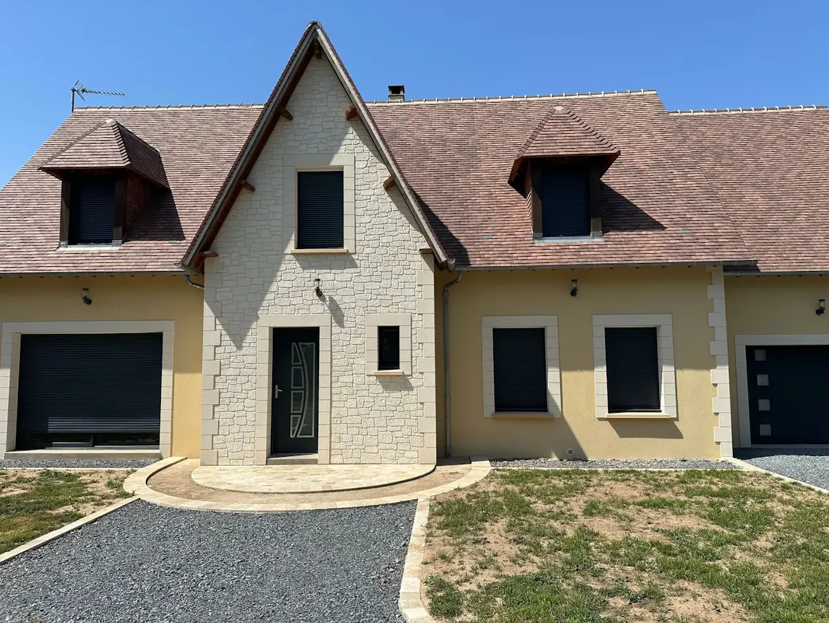 Contact et informations pratiques | Leroux Couverture