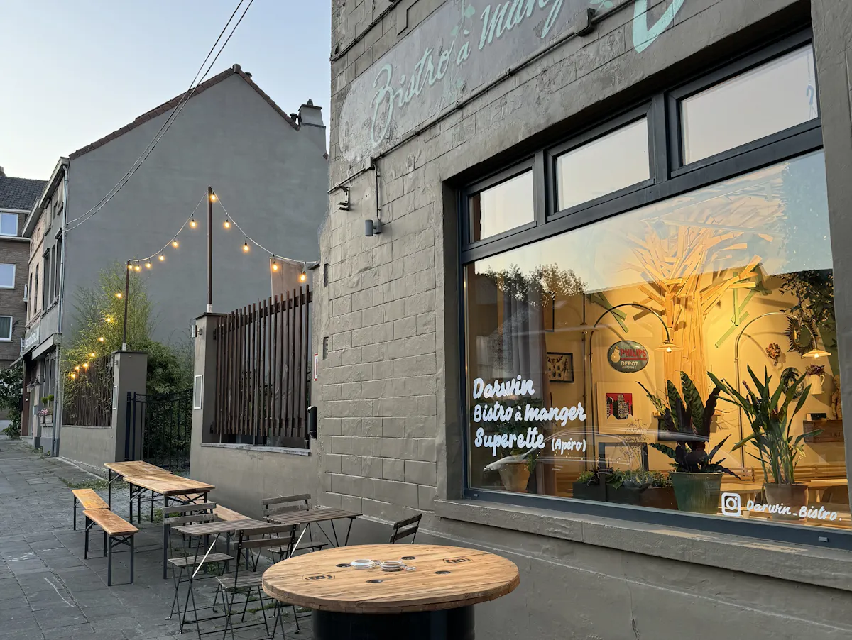 DARWIN — Restaurant à Uccle